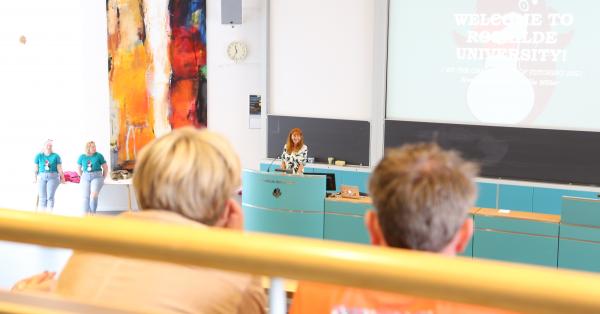 Rektor: Verden har brug for folk der kan samarbejde og tage ansvar ...